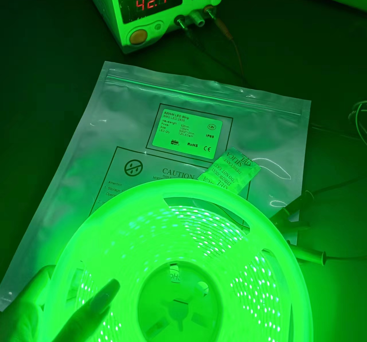 Custom Logo 400 Meters 365nm 395nm 520nm UVA LED Strip Shipped to US ...